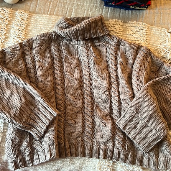 Love Tree | Sweaters | Chunky Knit Sweater Large | Poshmark